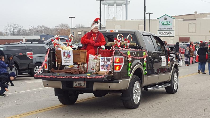 Ideas For Decorating A Truck Christmas Parade | Shelly Lighting