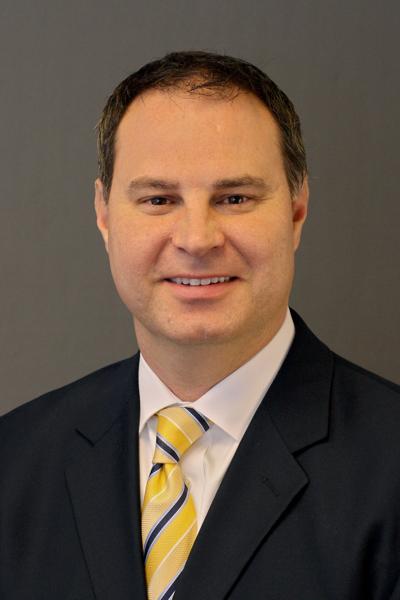 Altadonna jons First Mid as financial advisor