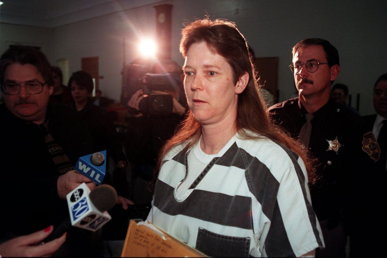Pritzker grants parole eligibility to Paula Sims, convicted of killing ...