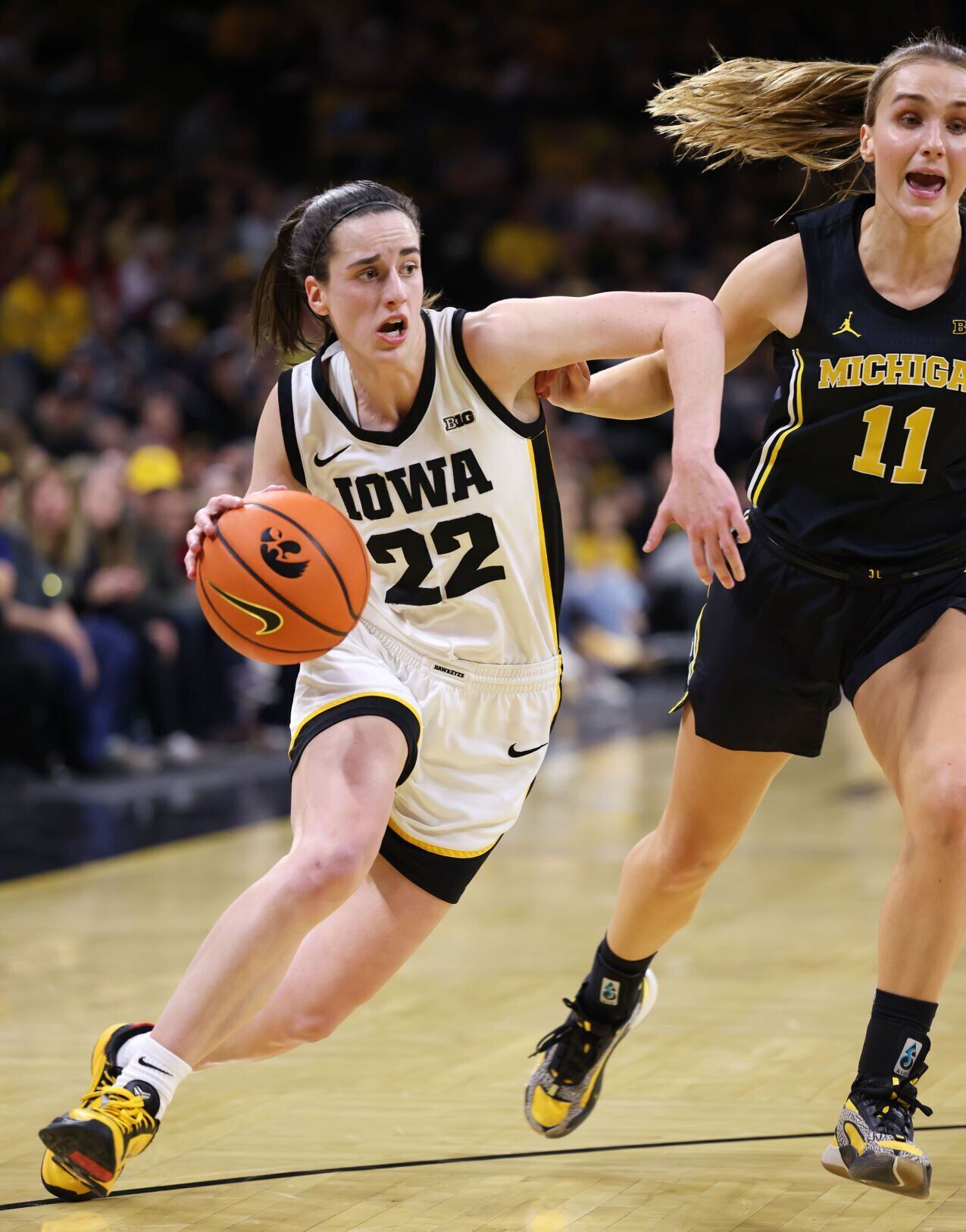 UConn, Tennessee head women's basketball all-time Top 25