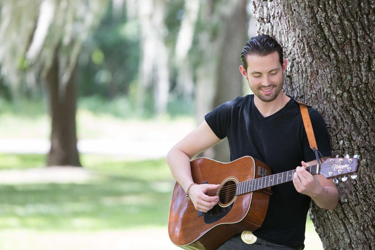 Plainfield country artist kicking off Eastern Illinois University ...