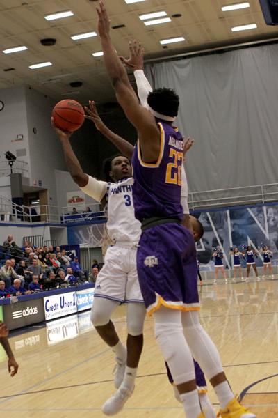 Smith sets freshman record in EIU win over Tech