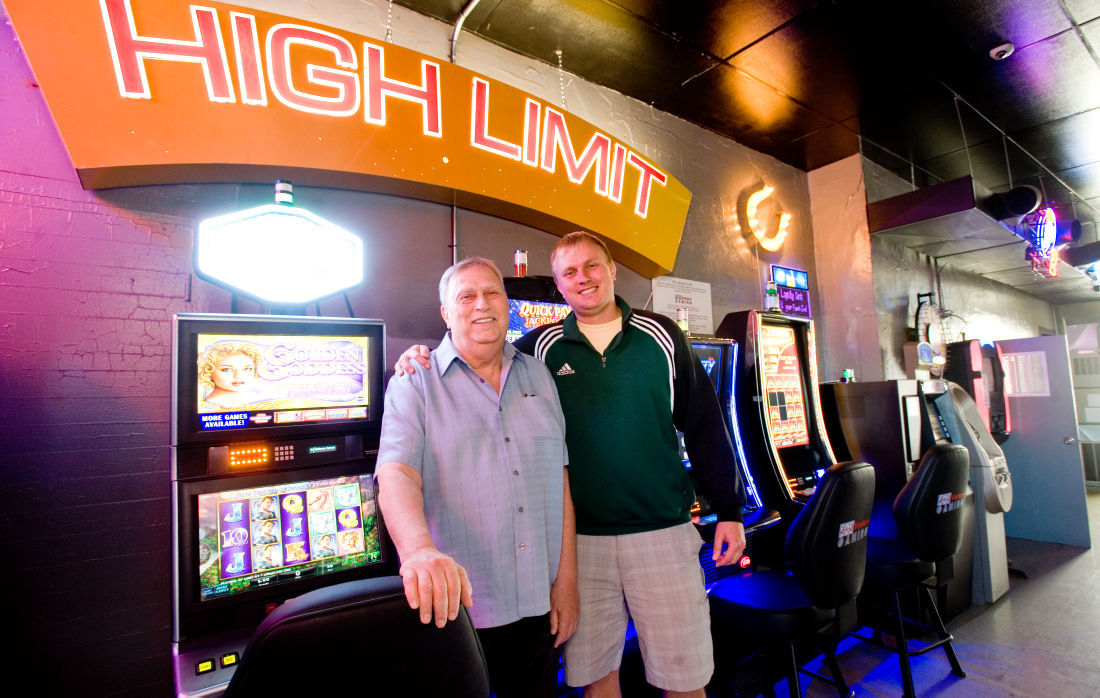 Jackpot Joe's opens on Western Avenue