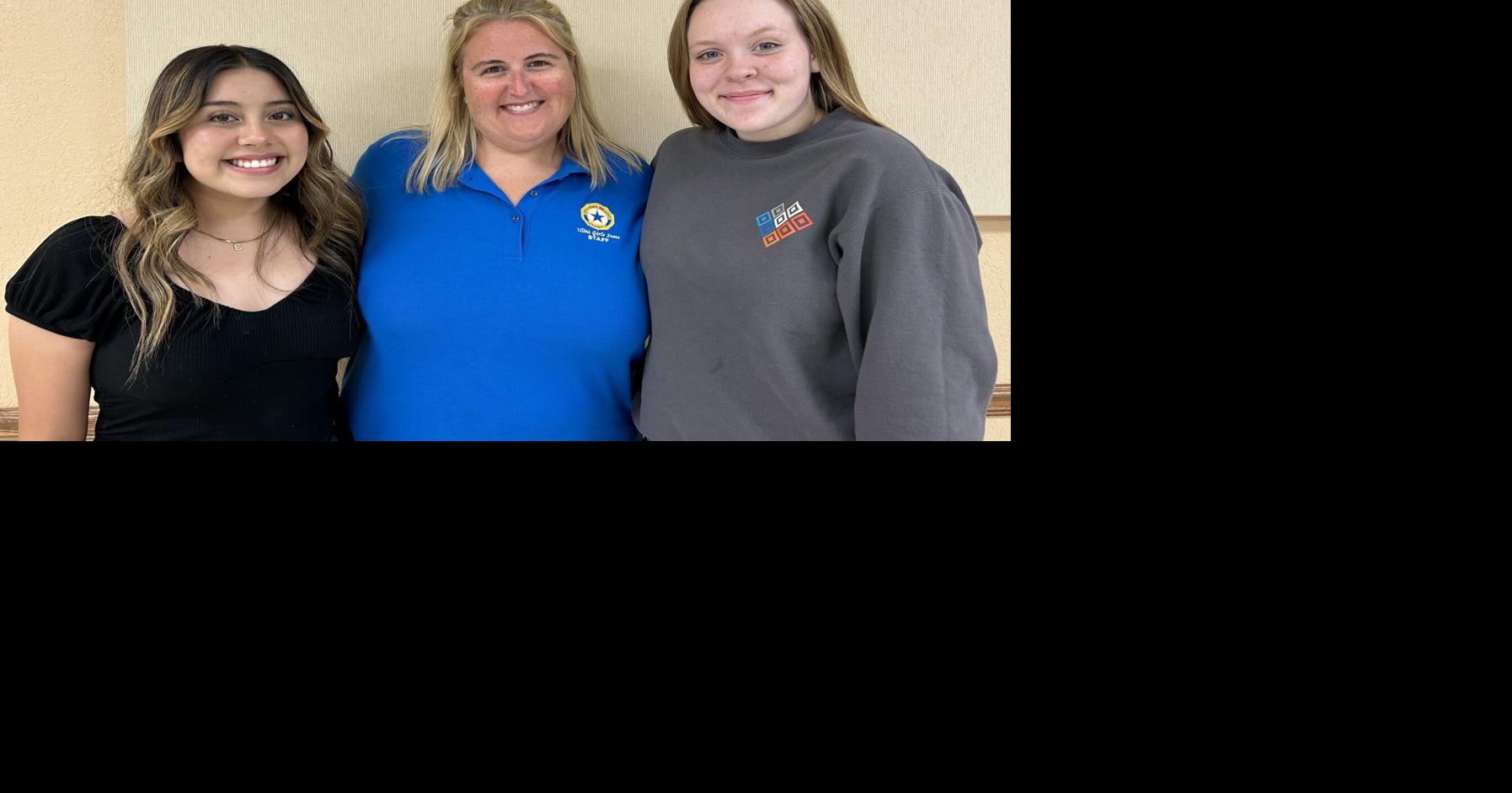 Illini Girls State delegates speak to Strasburg American Legion