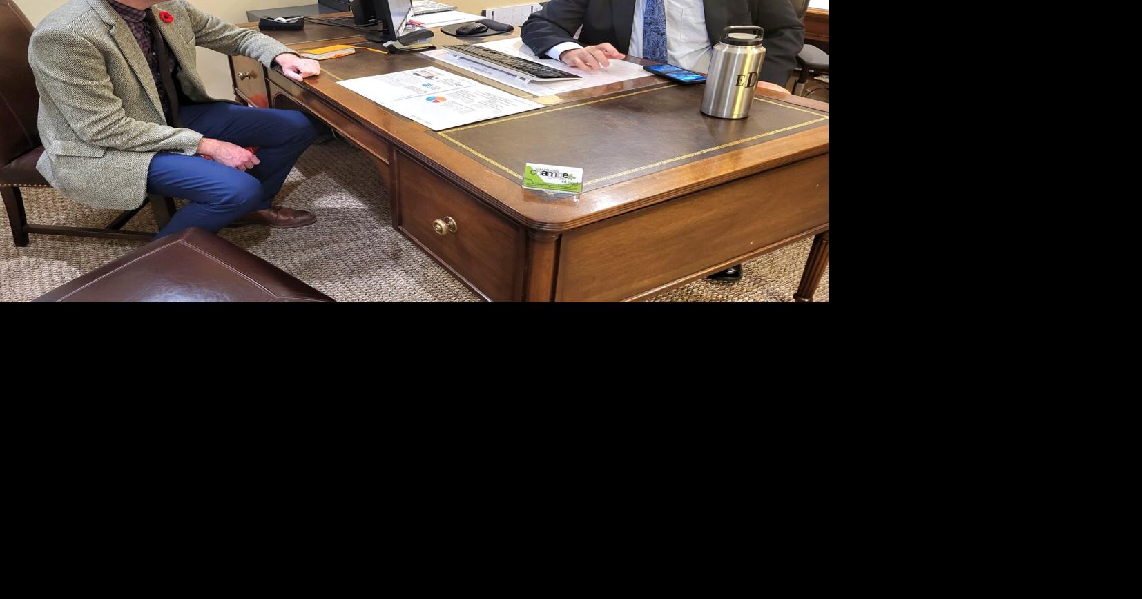 Canadian consul visits downtown Mattoon