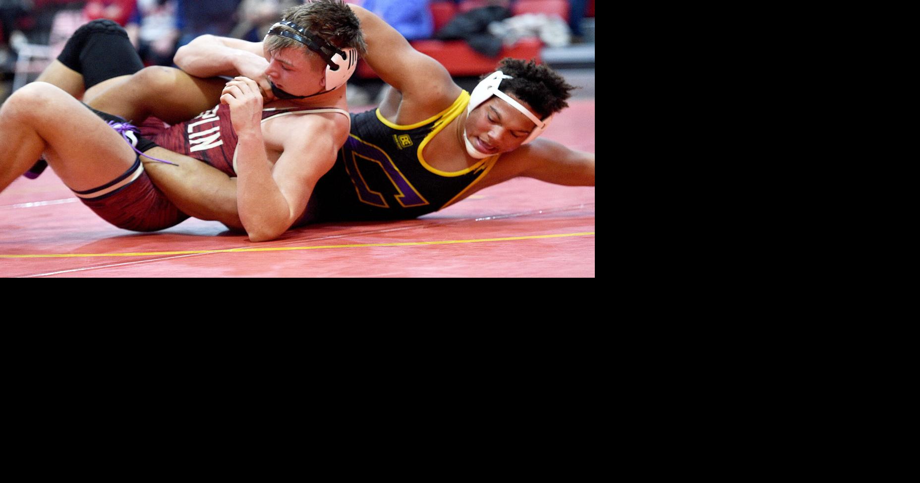 Eagle grappers compete at Columbus duals | Sports | joplinglobe.com
