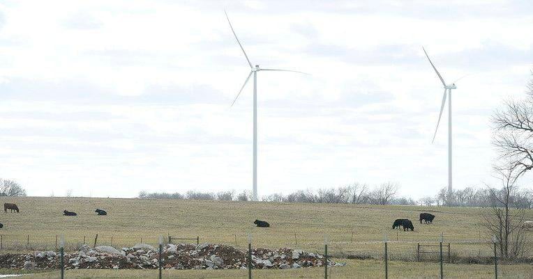Wind farms nearing completion in Southwest Missouri, Southeast Kansas ...