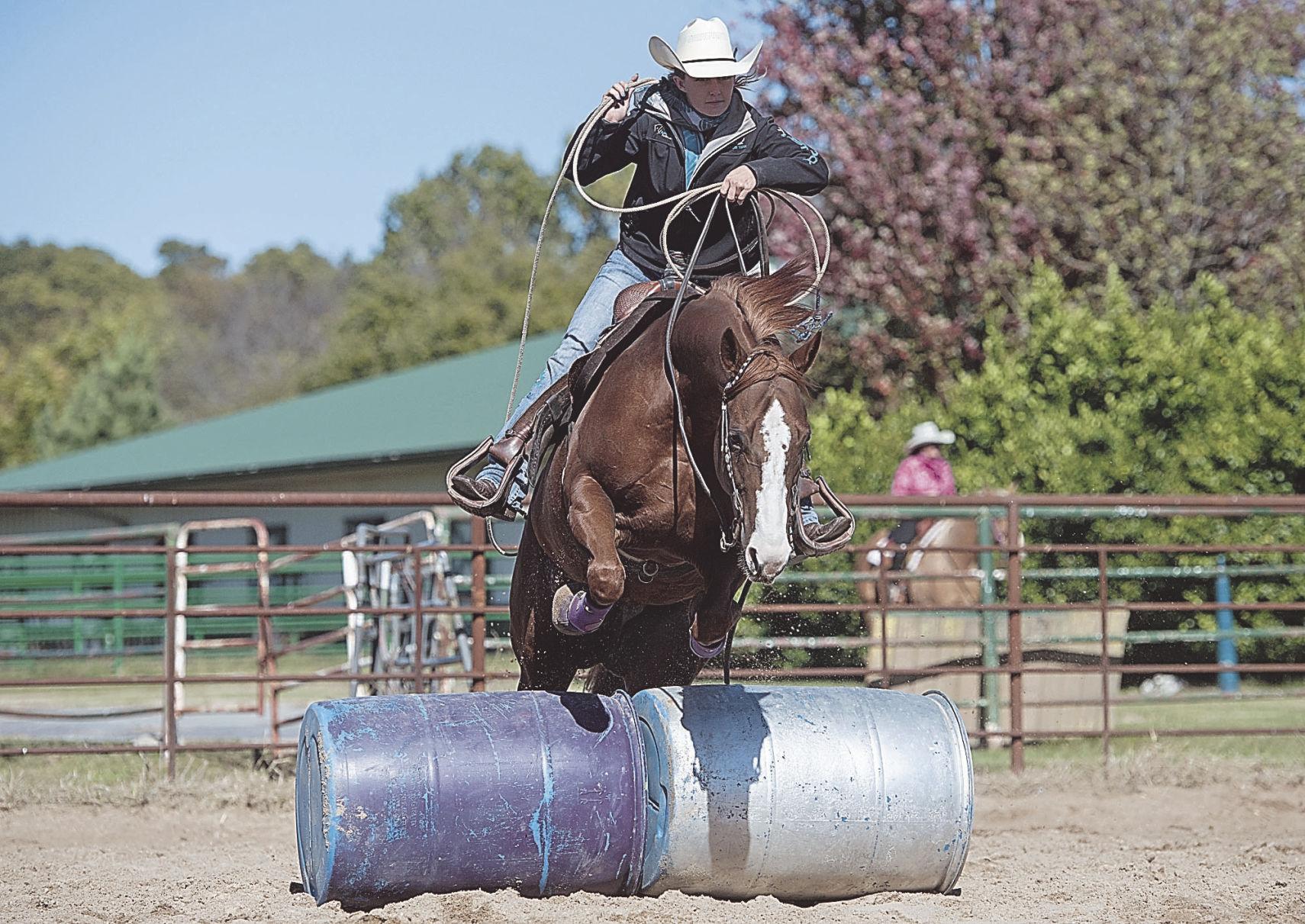 Joplin woman preps for world championship in extreme cowboy racing ...