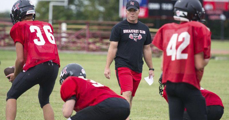 Lockwood coach Luke Rader has his father as an assistant coach | Local ...