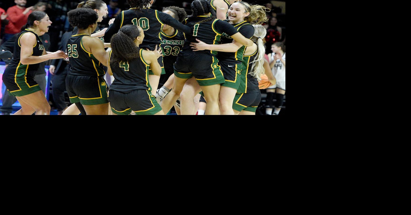 AWFULLY SWEET: The Lions come back from double digits again to reach ...