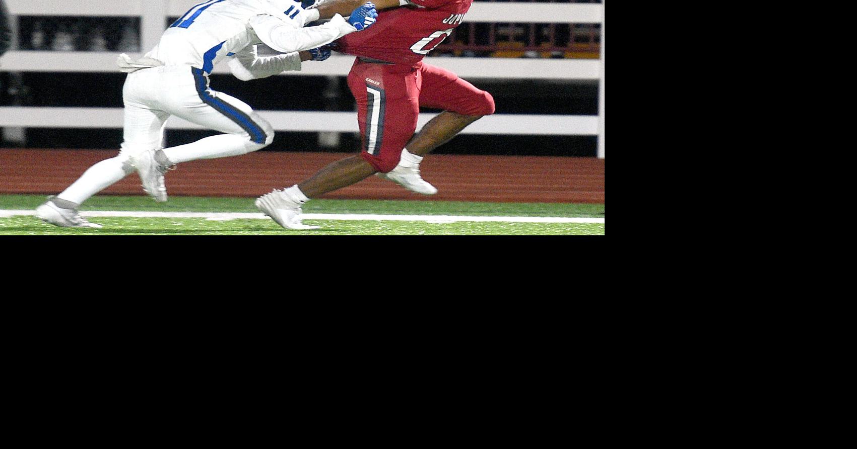 THE RENFRO SHOW: Eagles' senior running back puts it all on display in ...