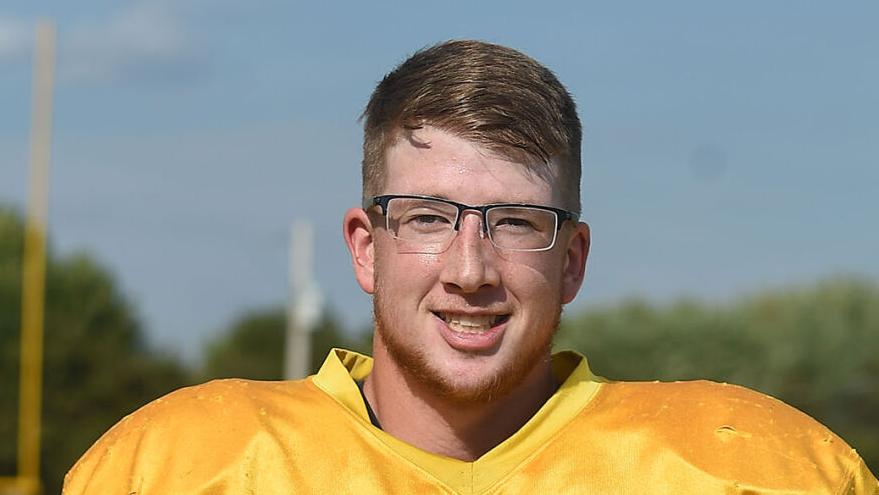 Friday Night Highlight: Senior at Diamond playing all three phases for ...