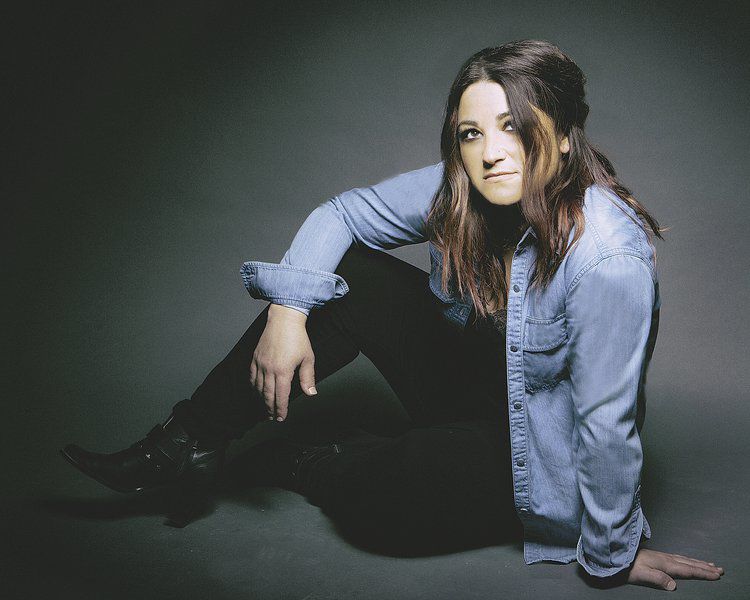 'I'm still there': Jennifer Knapp returns to Southeast Kansas roots ...