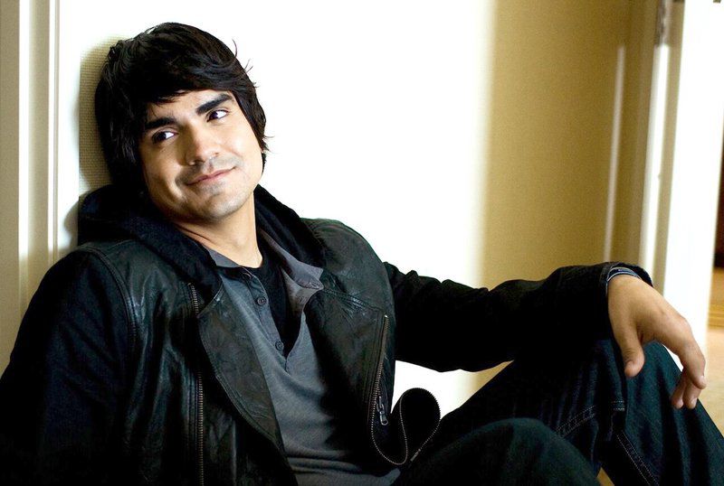 Magic man Jason Bishop brings high-energy act to Joplin's Thomas ...