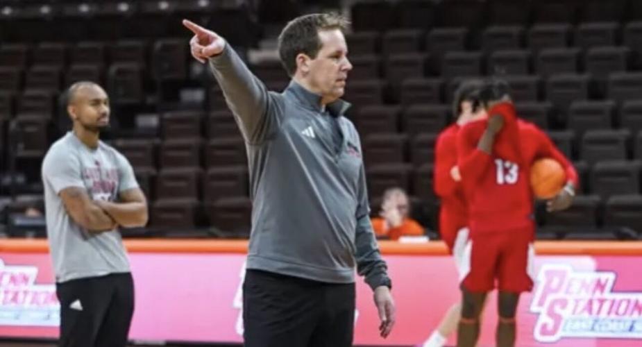 Miami associate head coach Jonathan Holmes and the long road to Oxford ...