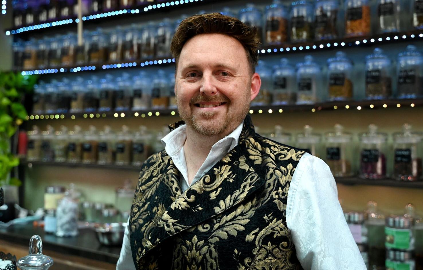 Arius and Phos opens on Main Street in Hamilton | News | journal-news.com