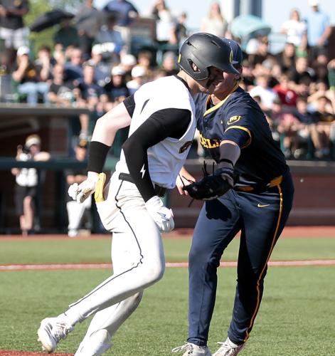 PHOTOS: Centerville vs. Moeller in baseball D-I regional final | Sports ...