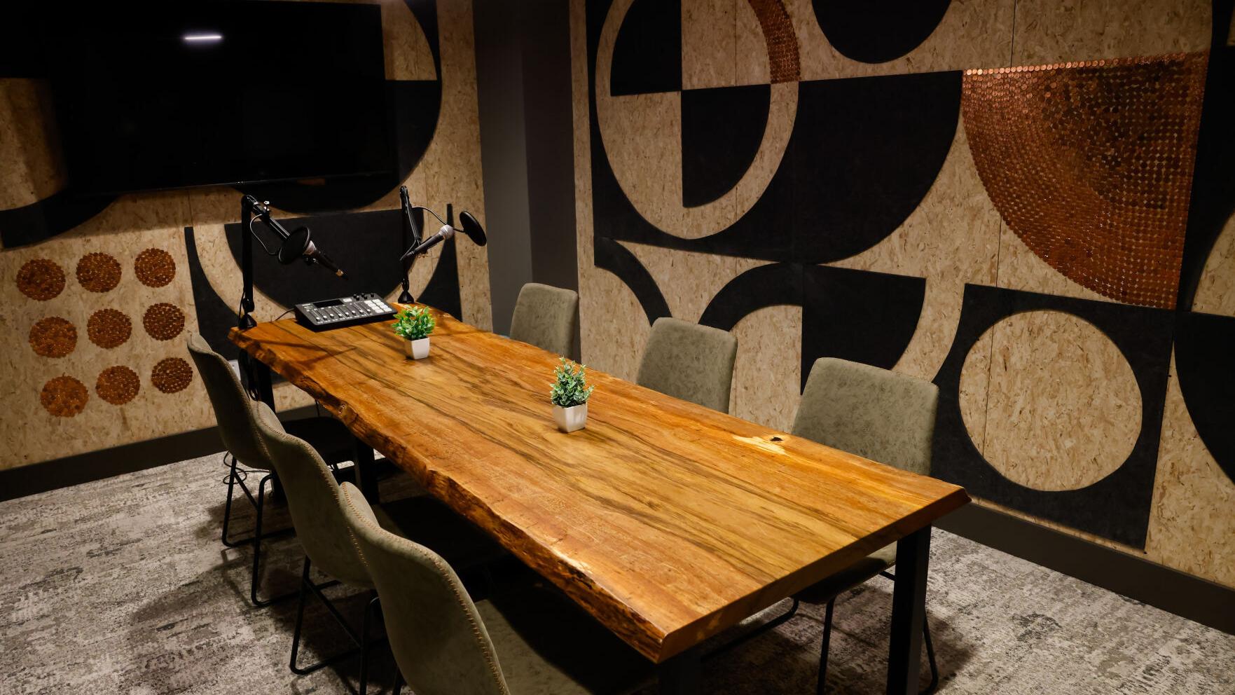 See inside the new COhatch and Eyrie Cocktail Lounge in Hamilton ...