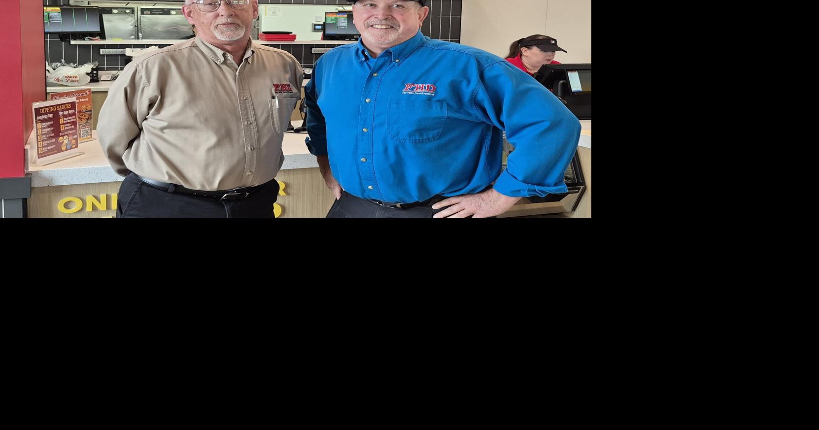 Lee’s Famous Recipe Chicken gets a new location and a new look in ...