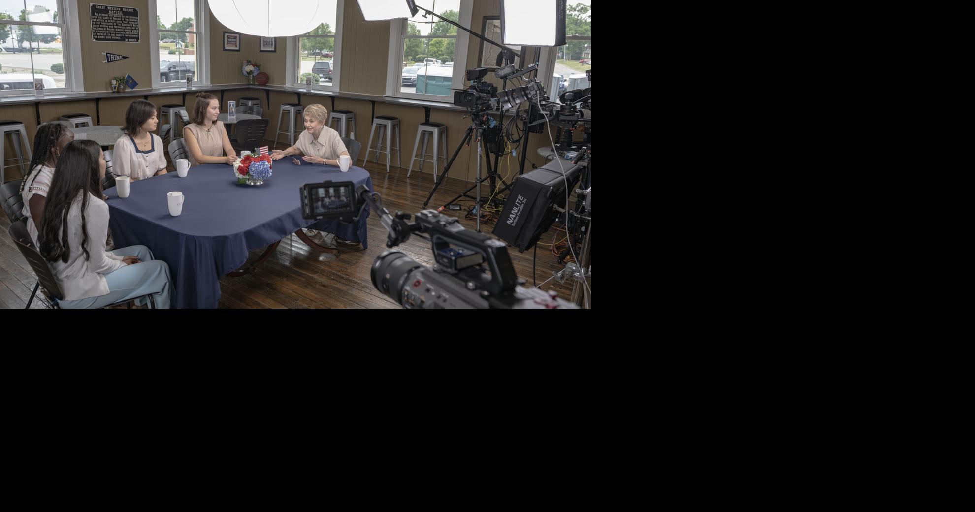 Education Notebook: National broadcast journalist interviews Hoosier ...