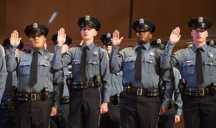 Fort Wayne Police Department Basic Recruit Academy graduation ceremony ...