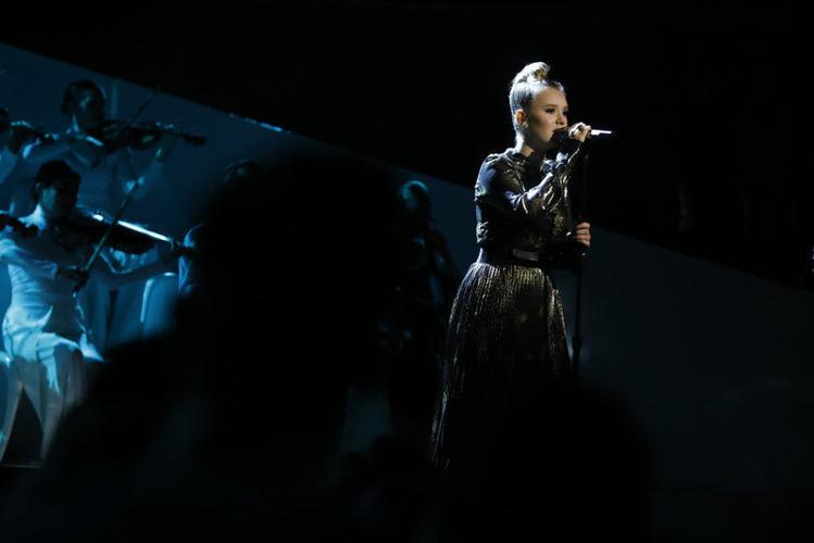 Addison Agen sings 'Both Sides Now' in semi-finals | Music ...