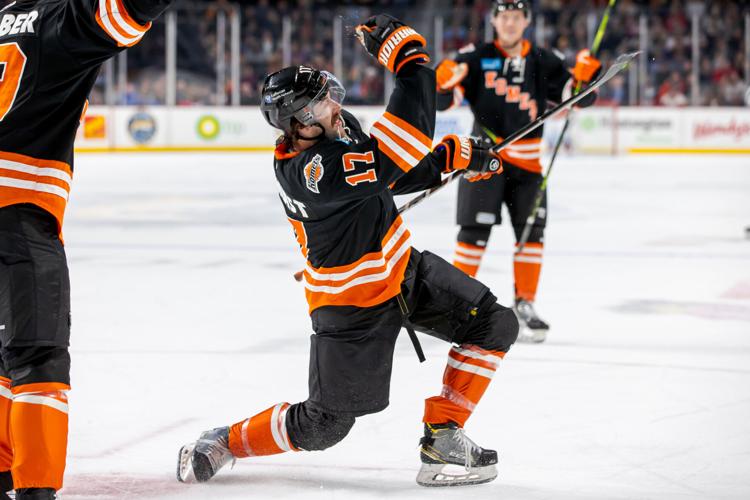 Winquist's hat trick leads Komets to 7-4 victory over turnover-prone ...