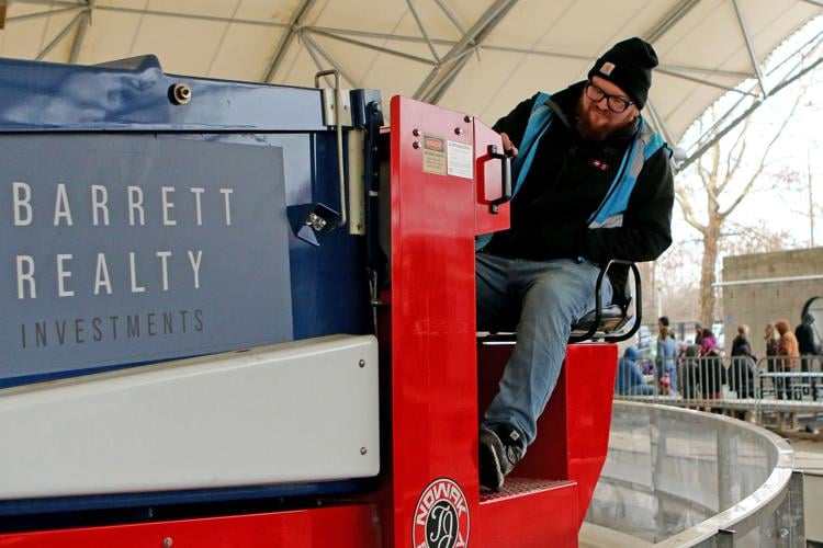 Headwaters Park ice rink bustles after warm-weather thaw | Local ...