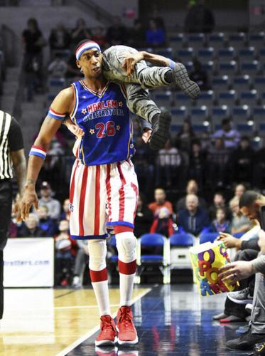 Sunday Gallery: Harlem Globetrotters vs. Washington Generals | Photo ...