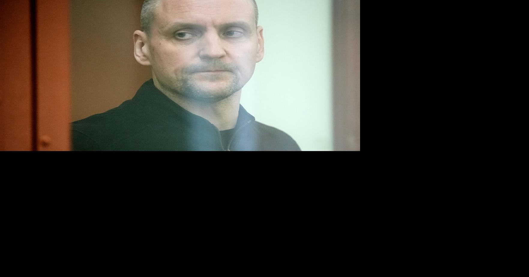 Russian court sentences pro-war activist and Putin critic to 6 years in ...