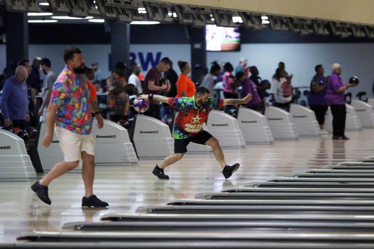 Bowling for glory at Pro Bowl West | Local | journalgazette.net