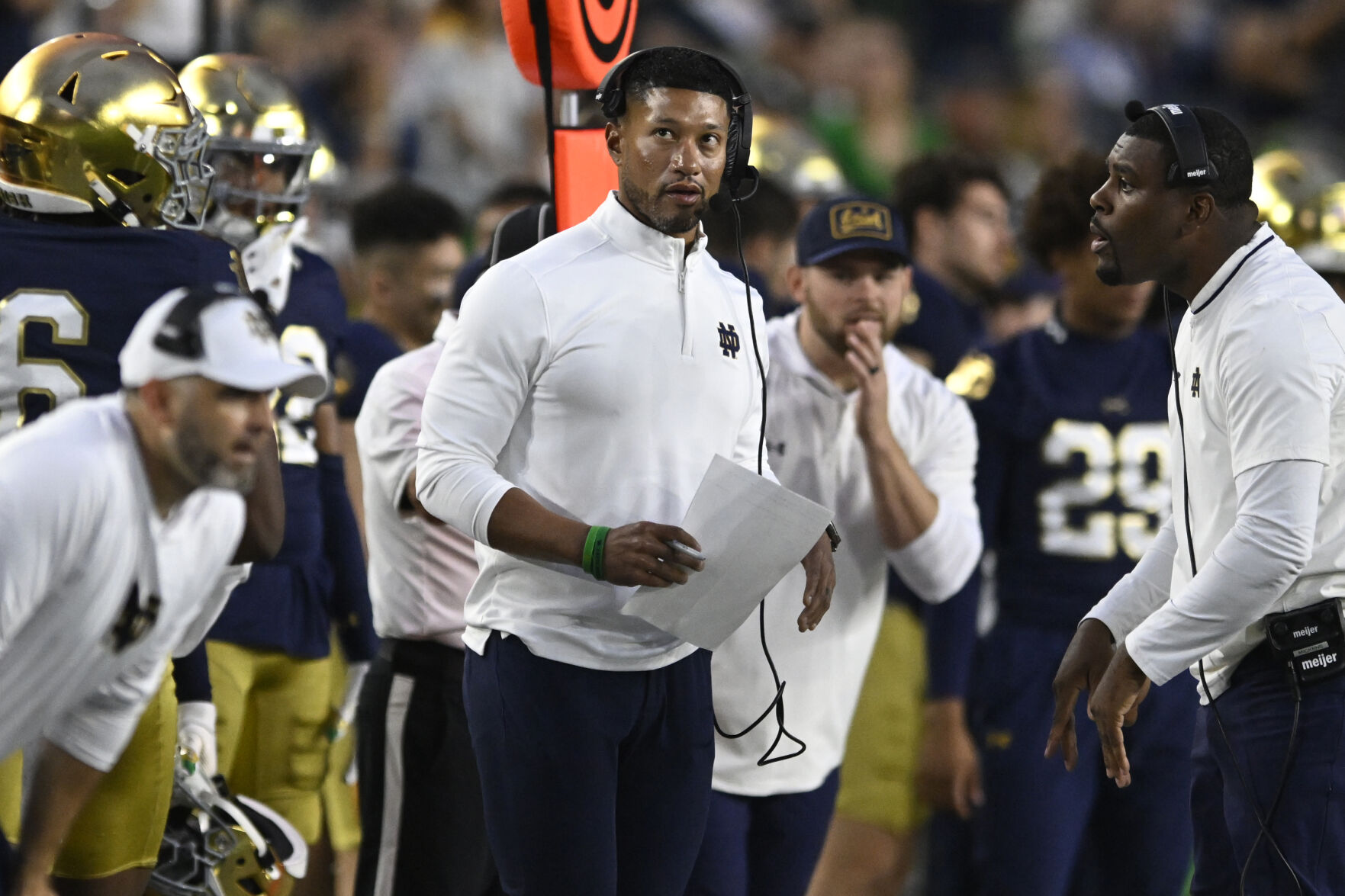 College Notebook: Freeman says playcalling will stay with Ash ...