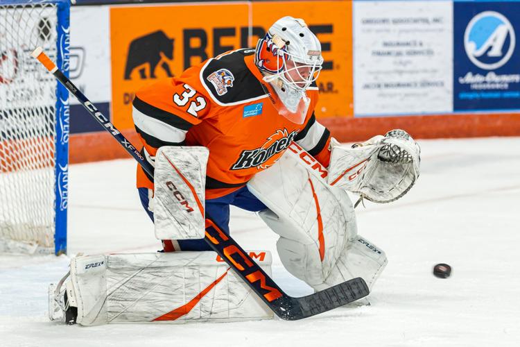 Komets fans of 4 Nations Face-Off; Players watched USA-Canada game ...