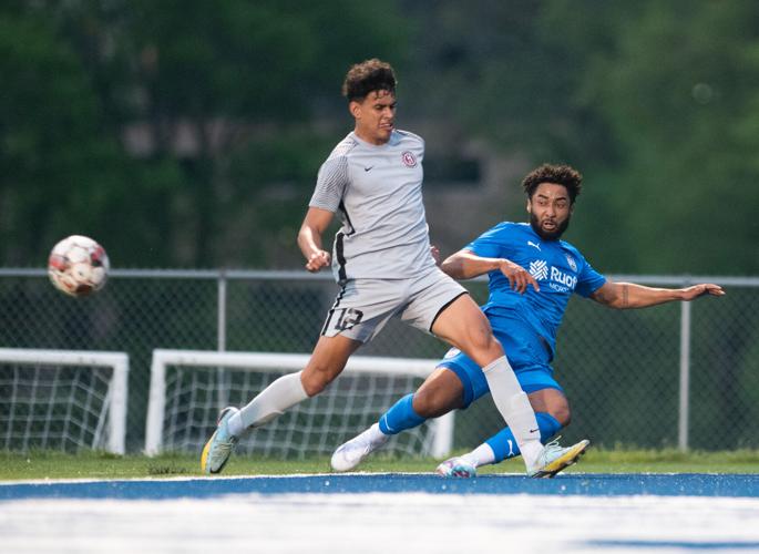 FWFC opens campaign with win | Professional | journalgazette.net