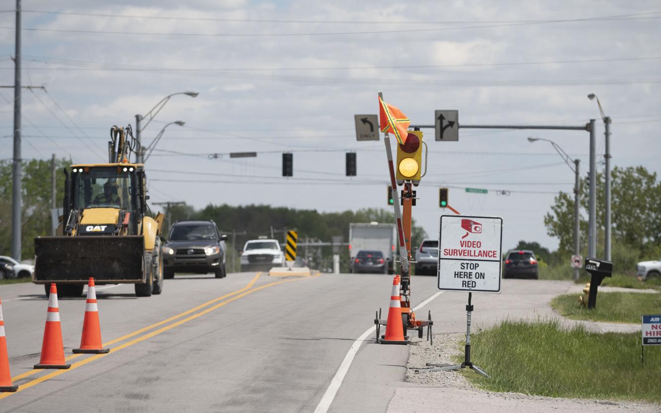 Restricting traffice at South Maplecrest and Moeller roads | Local ...