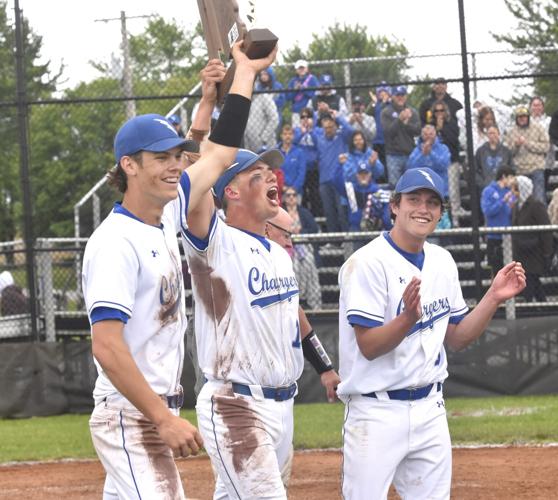 Carroll scores five runs in the fifth inning, beats Northrop 5-3 to win ...