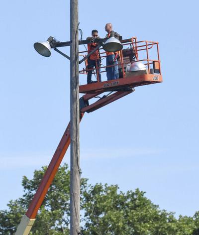 Changing light bulbs a big job | Local | journalgazette.net