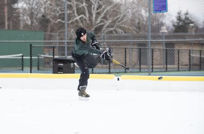He shoots, he scores at Lakeside Park | Local | journalgazette.net