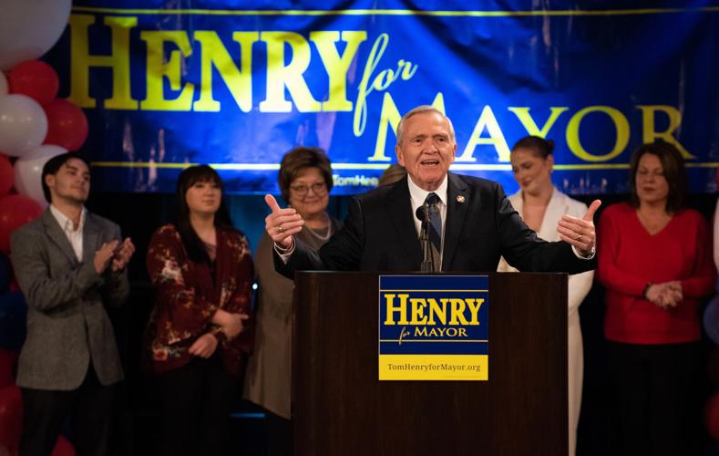 Henry wins 5th term as Fort Wayne mayor | Elections | journalgazette.net
