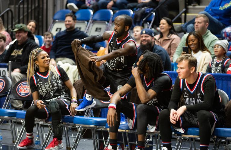 Harlem Globetrotters hit Fort Wayne to celebrate 100 years ...