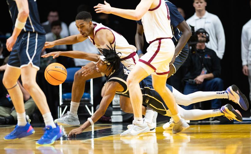 Saturday Gallery: Trine wins NCAA men's basketball national ...