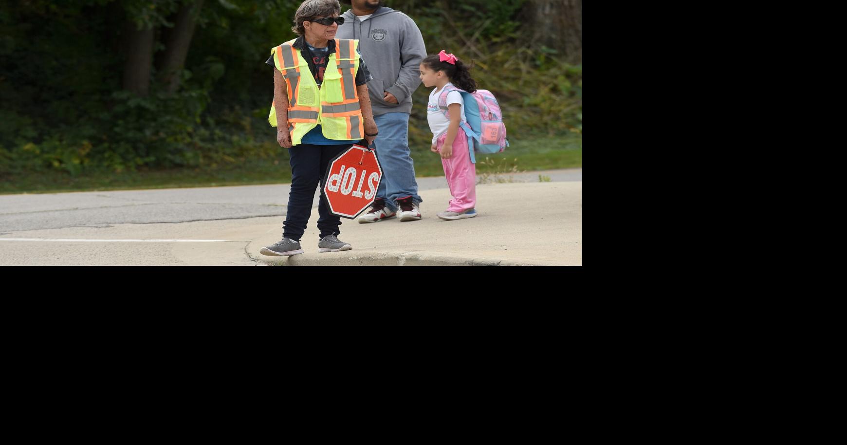 Crossing help | Local | journalgazette.net