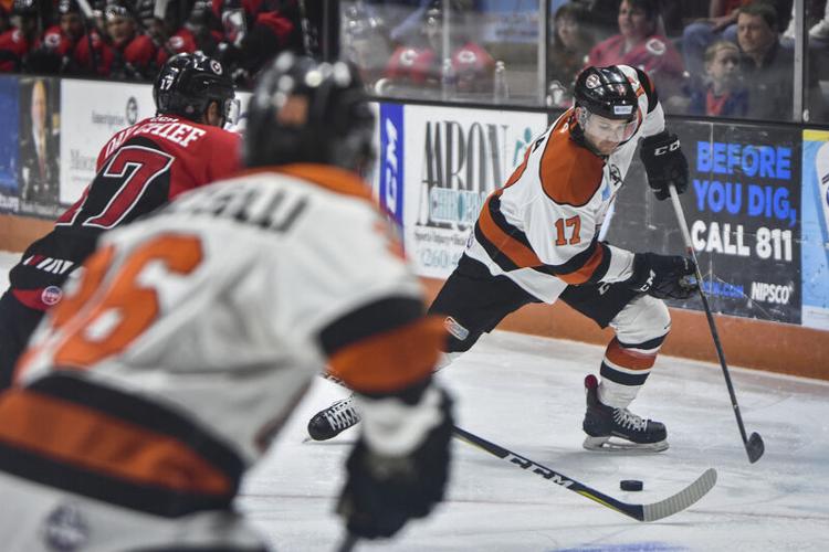 Komets vs Cincinnati Sunday gallery | Photo Galleries | journalgazette.net