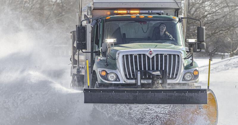 Fort Wayne prepares for holiday weekend snow | Local Government ...