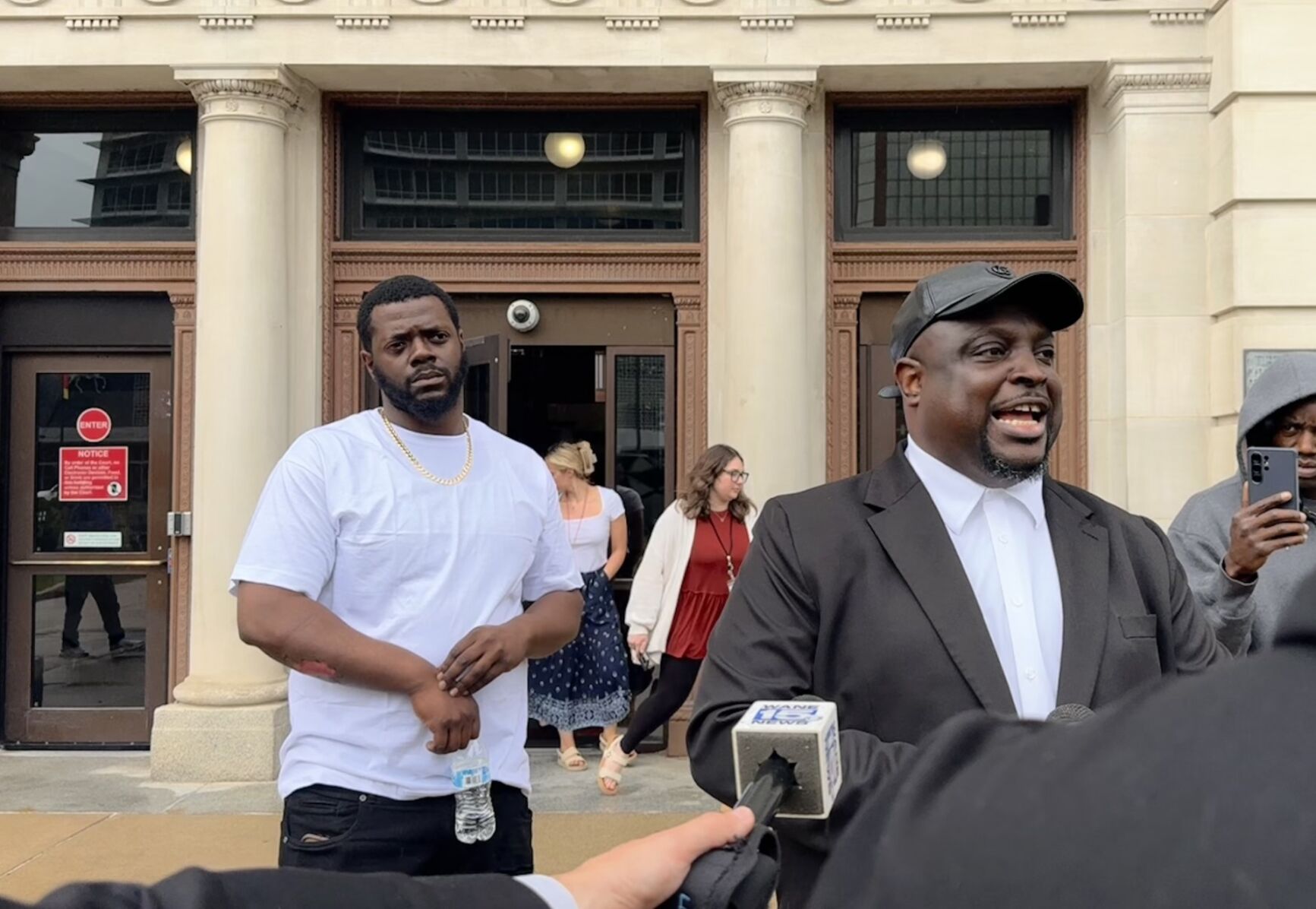 Fort Wayne victim of Pikes Pub attack plans to press charges | Local ...