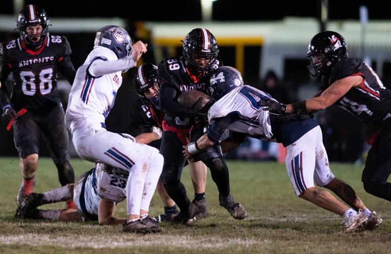 Bishop Luers scores 28 unanswered points against Garrett, Knights headed to Class 3A state ...
