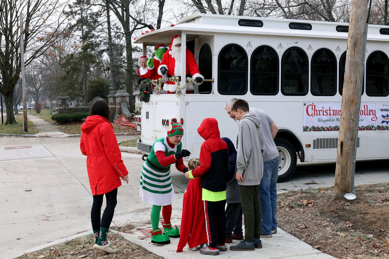 Santa's Christmas Trolley Tour in Waynedale | | journalgazette.net