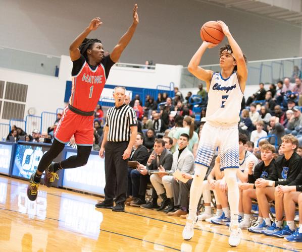 Wayne boys withstand late run from Carroll, Charger girls complete ...