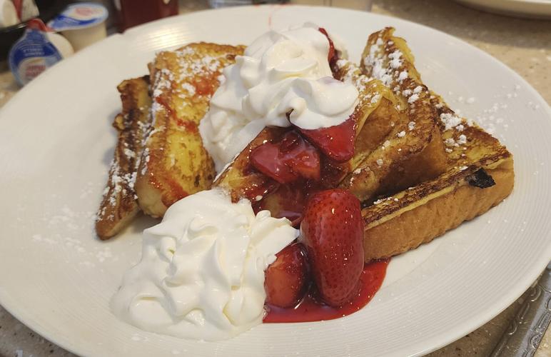 Restaurant review: The Breakfast Clubb in Fort Wayne | Dining Out ...