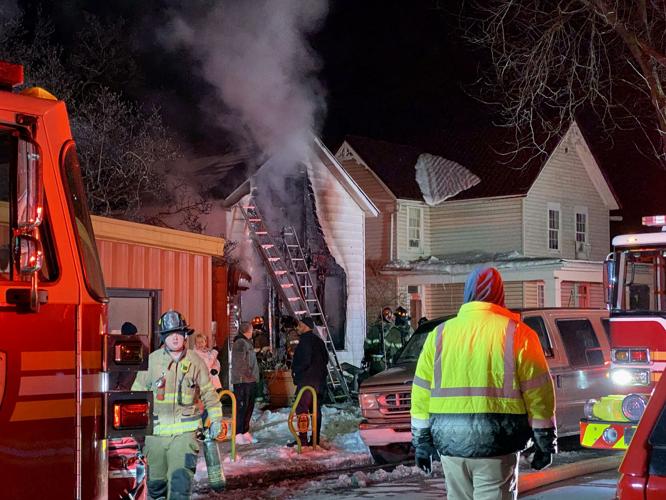 Fire rips through Fort Wayne home | Local | journalgazette.net
